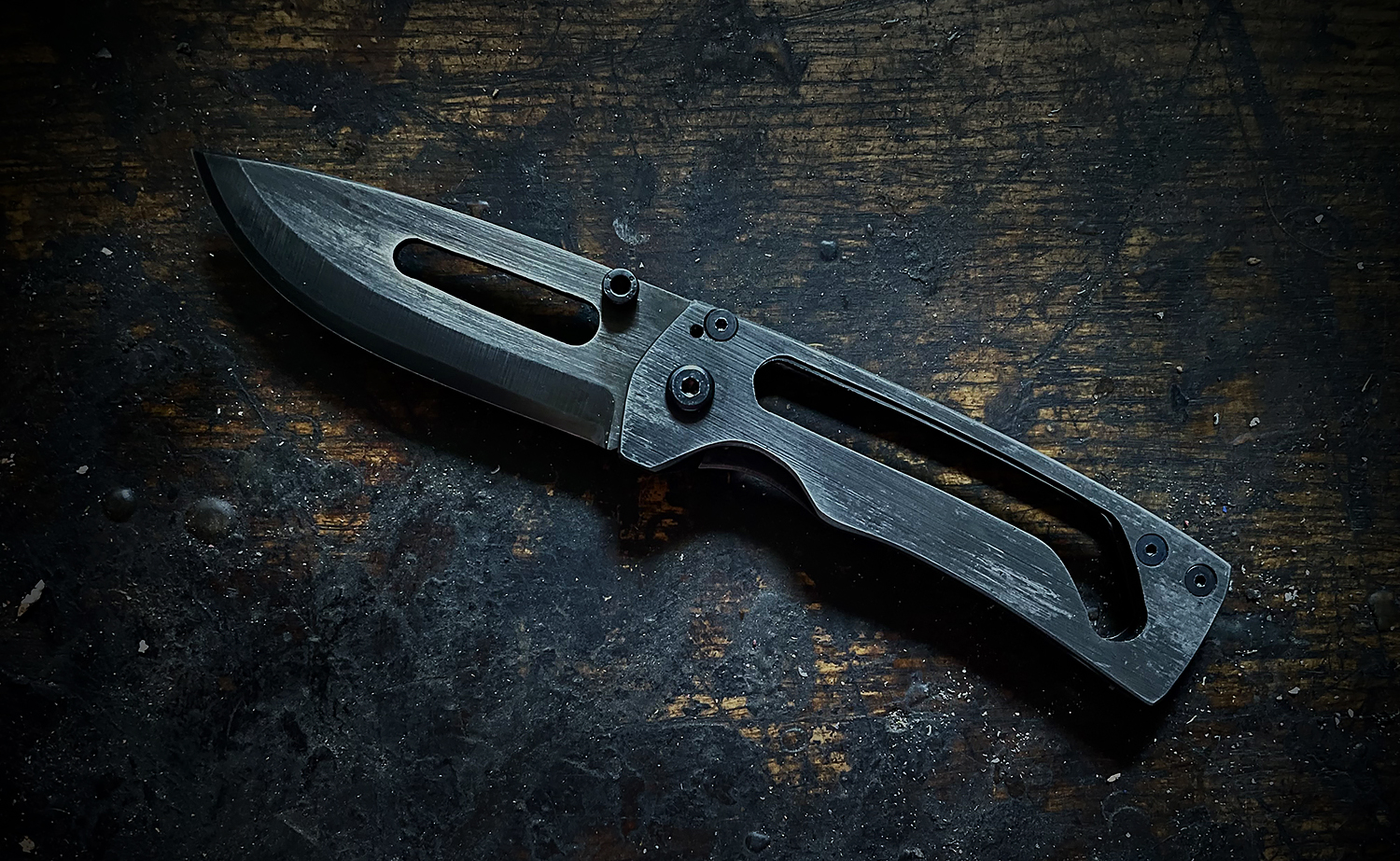 Dark Blade knives